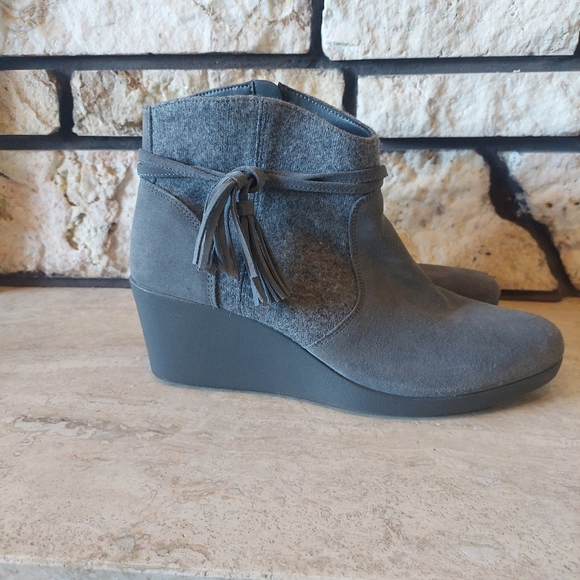 CROCS | Shoes | Crocs Leigh Suede Mix Wedge Bootie Grey Womens Size 1 ...